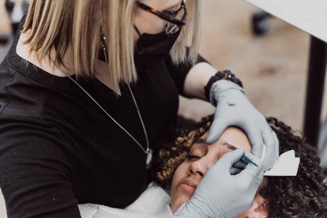 Essential Guide To Microblading: Prep, Aftercare & Brow Tips