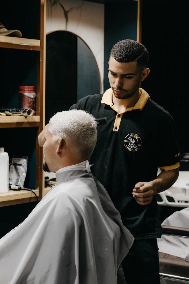 7 Barbering Techniques Every Aspiring Barber Should Learn